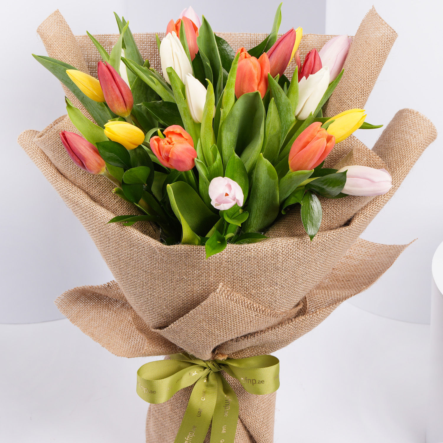 Online Beautiful Tulips Bouquet Gift Delivery in UAE - Ferns N Petals
